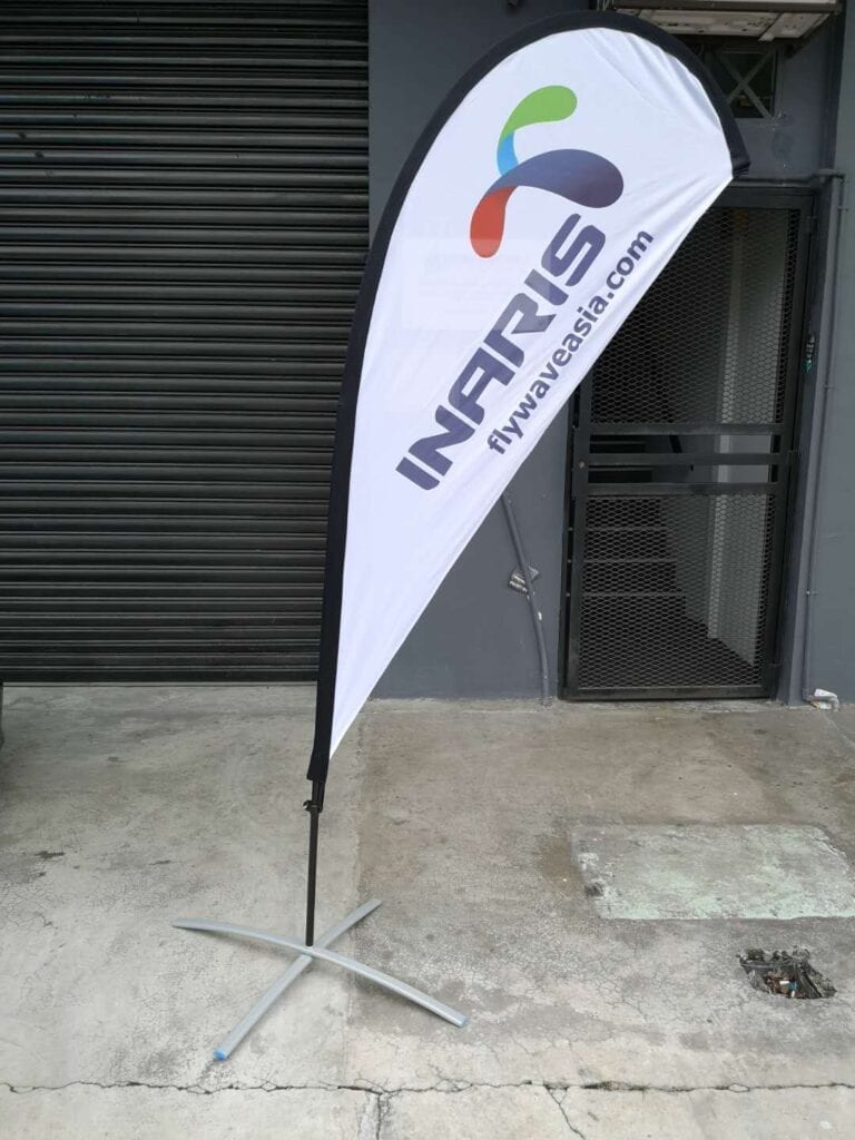 Teardrop Wind Flag - Greenworks - Outdoor & Travelling Gifts